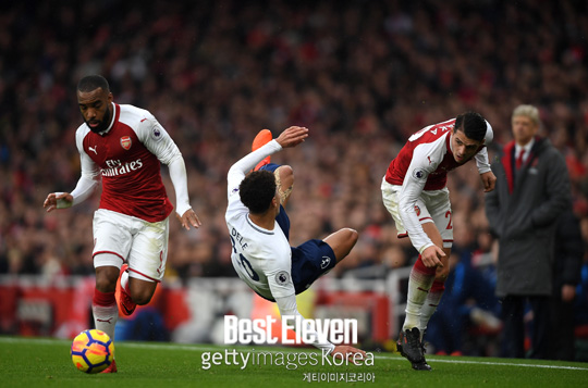 [이주의 EPL-12R] 강팀들의 승리 합창… 토트넘만 눈물