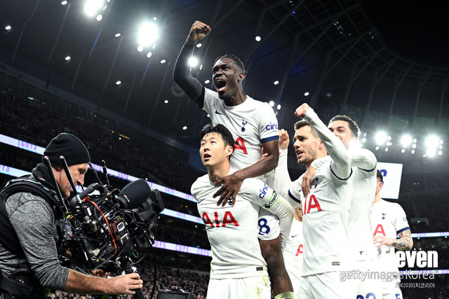 ‘앙리·마네’와 어깨 나란히…손흥민, EPL 8시즌 연속 10득점 이상 기록한 7번째 선수